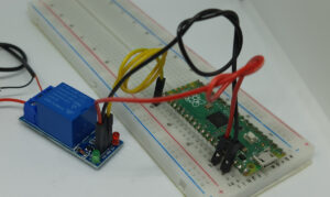 How to use a Relay with Raspberry PI Pico and MicroPython