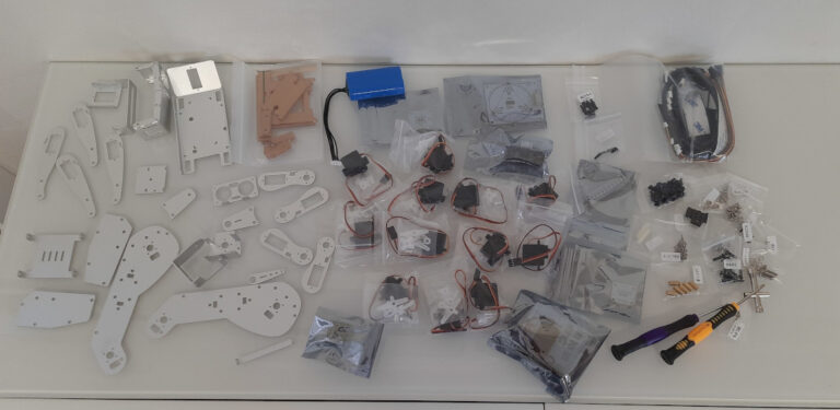 SunFounder PiDog: Raspberry PI Robot Dog Kit for Beginners